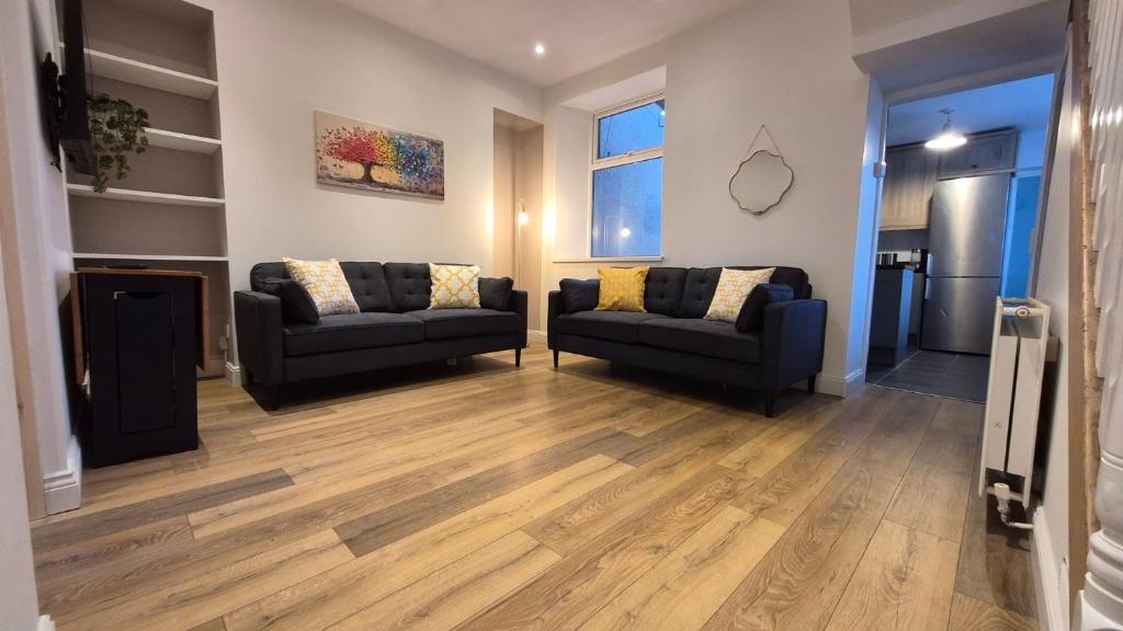 Comfortable Four-Bed Home, St Thomas, Swansea (preços atualizados de 2026)