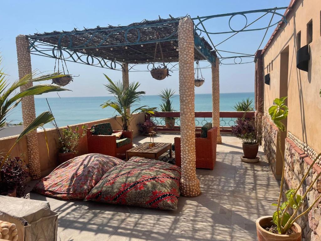 Chambre et Roof-top, Paradis entre ciel et océan, Poponguine (nove ...