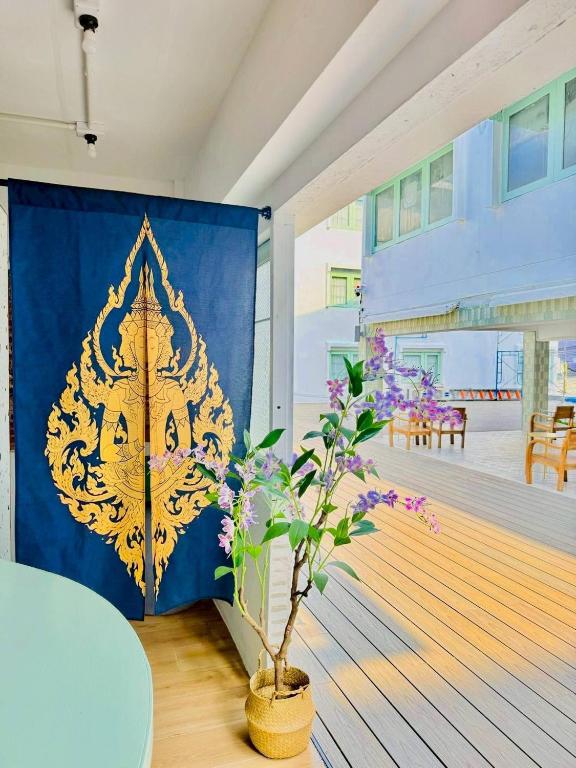 Easy Monday Capsule Bed and Traditional Thai Bath, Bang Bua Thong ...