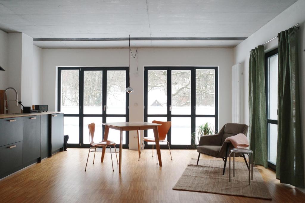 stay Design Studio am Waldrand bei Würzburg, Margetshöchheim (tarifs ...