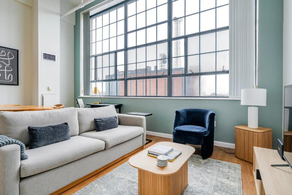 Blueground Kendall Square rooftop nr MIT BOS-1143, East Cambridge ...