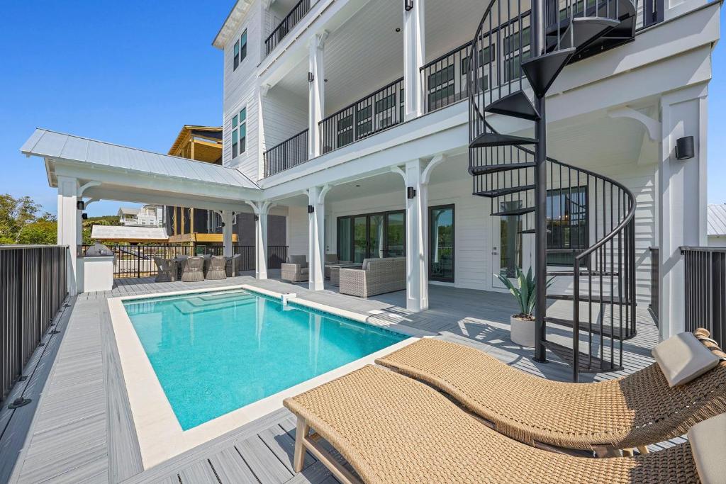 The Triple Crown - Luxury Triple Home Vacation Rental on 30A with Beach ...