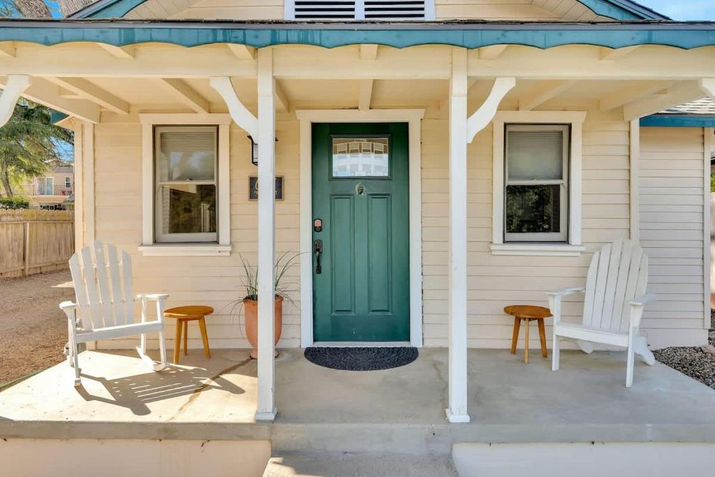 UNDeR THE OaKS-Hot Tub & Walk Downtown, Paso Robles (prezzi aggiornati ...