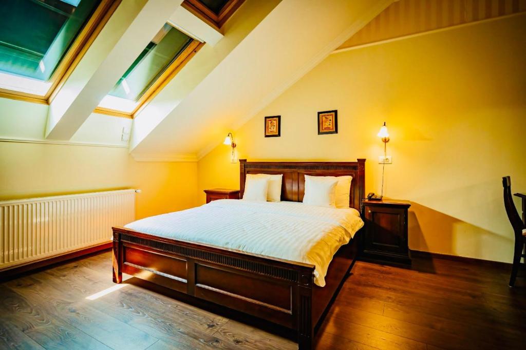 Joy City Stay Studio Royal Blue Suite, Besenic (precios actualizados 2026)