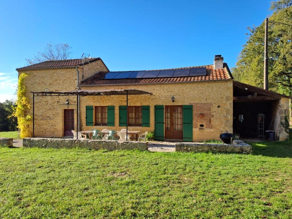 Le Vignal - Maison typique Périgourdine, Trémolat (tarifs actualisés, 2026)