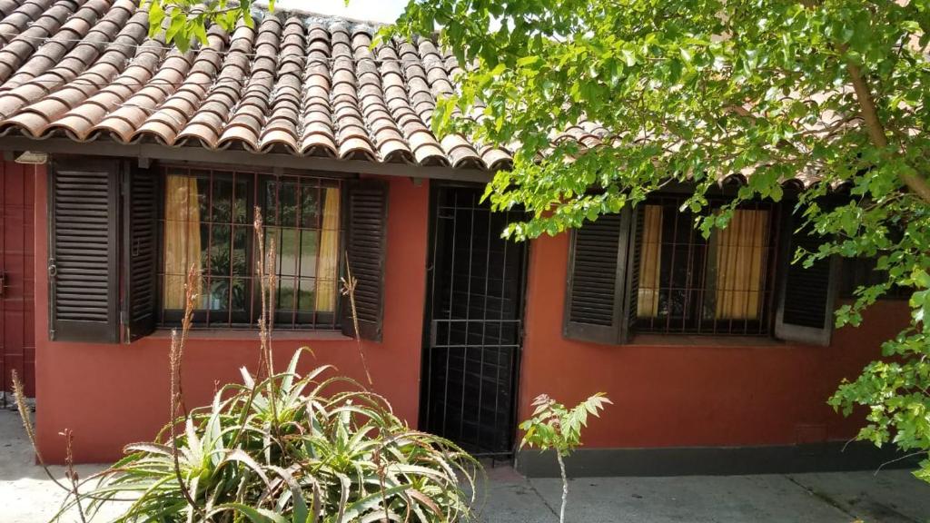 Mini dptos centro Gesell-economicos cerca del mar, Villa Gesell ...