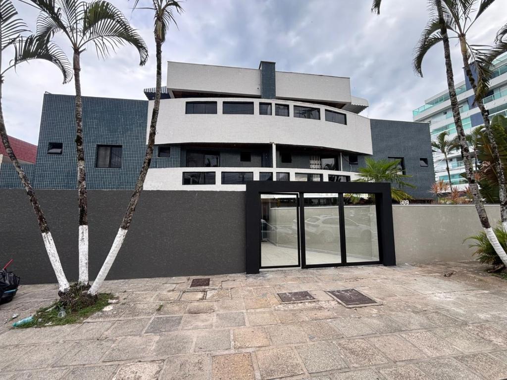 Garden Apartment with Pool, 350m from Caiobá Beach, Matinhos (preços ...