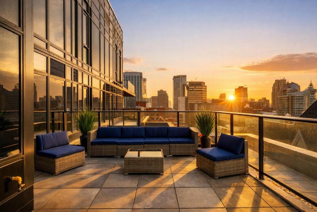 Dt Spacious and Vibrant | Kng Bed| Outdoor patio, Calgary (tarifs ...