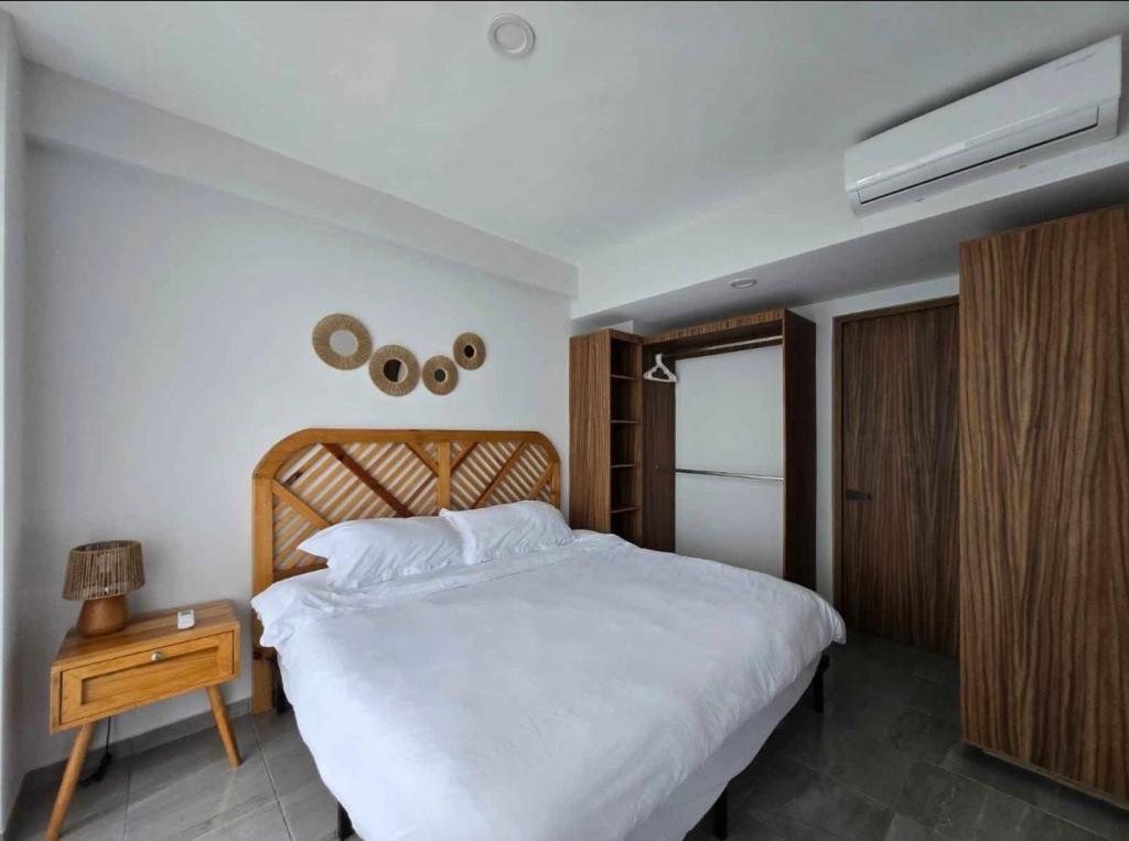 HABITACIÓN VIP BALCÓN VISTA AL MAR, Torres Palmas alberca Roof Top VIP ...