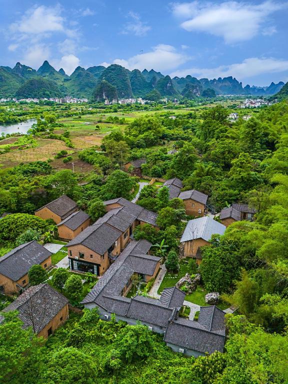 Yangshuo Qilu Ancient Village Hotel阳朔七庐古村落酒店, Yangshuo (updated prices ...