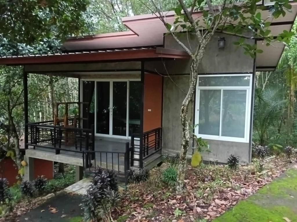 Koh Chang Hill View Hideaway, Ban Phai Bae (2026 legfrissebb árai)