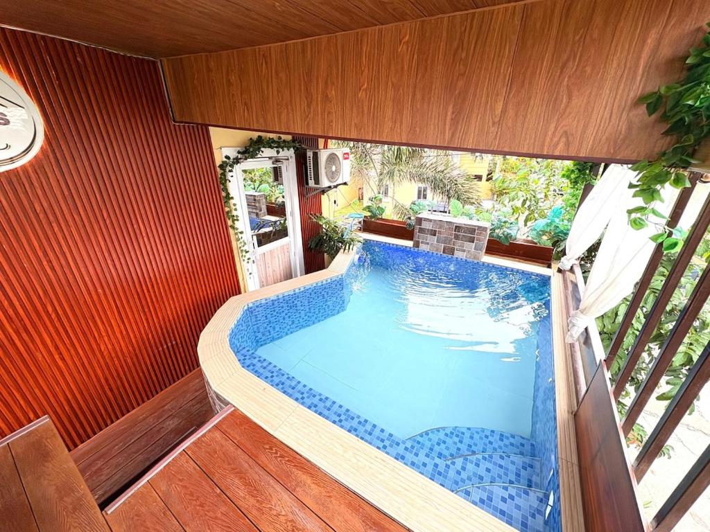 Cozy House with Mini Pool, Billiard, Videoke, and Netflix, Pantoc ...