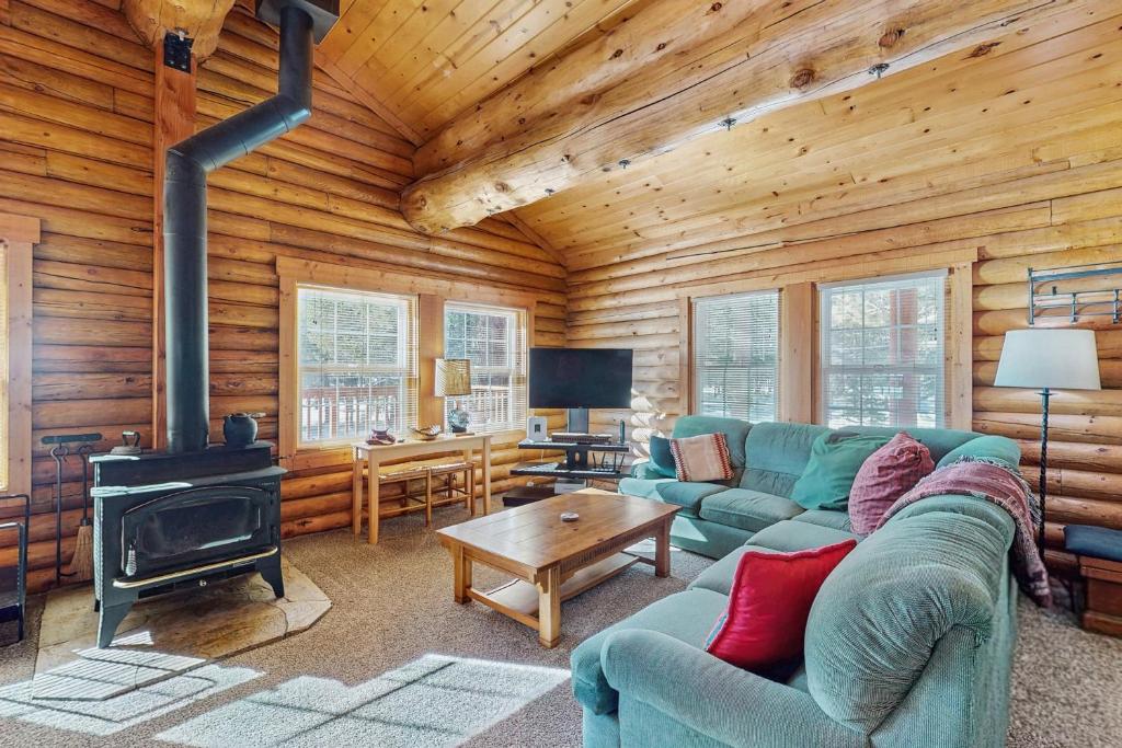 Adventure Ridge Cabin, Donner Pines Tract (preços atualizados de 2026)
