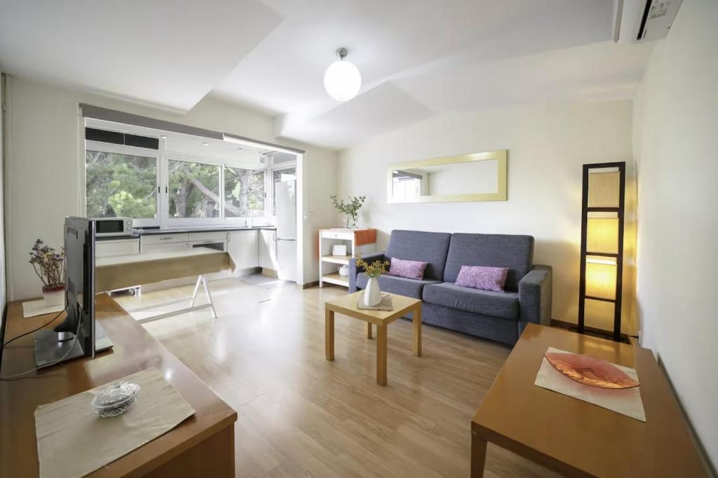 Dalia luminoso Terraza Centro y Playa, Castelldefels (precios ...