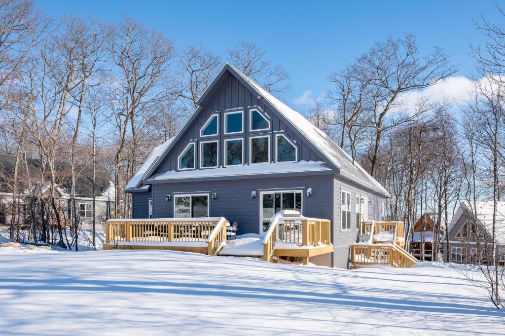 Wanderlust, McHenry (prețuri actualizate 2026)