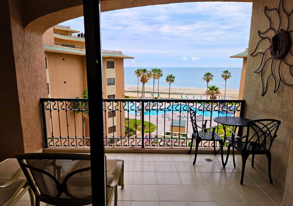 Coral Sunset Condo - 405 East Sonoran Spa, Puerto Peñasco (precios ...