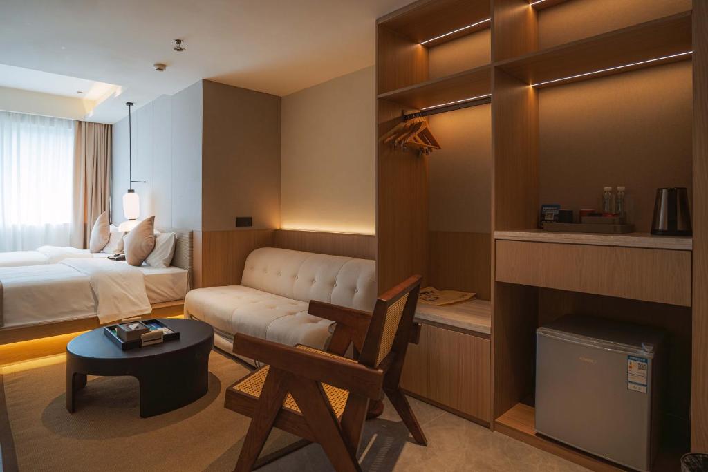 Qinglan Mountain and Water Aesthetics Resort Hotel, Kujlin (2026 ...
