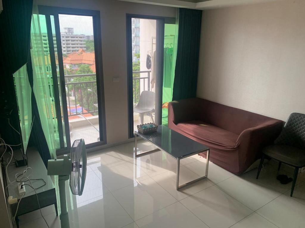 E01 Arcadia Beach Boutique 2-Bedroom Apartment, Big TV, Netflix, Washer ...