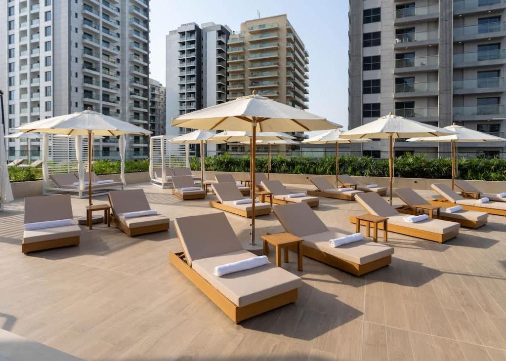 Stylish Stay with Plunge Pool & Scenic Pool View, Dubaï (tarifs ...