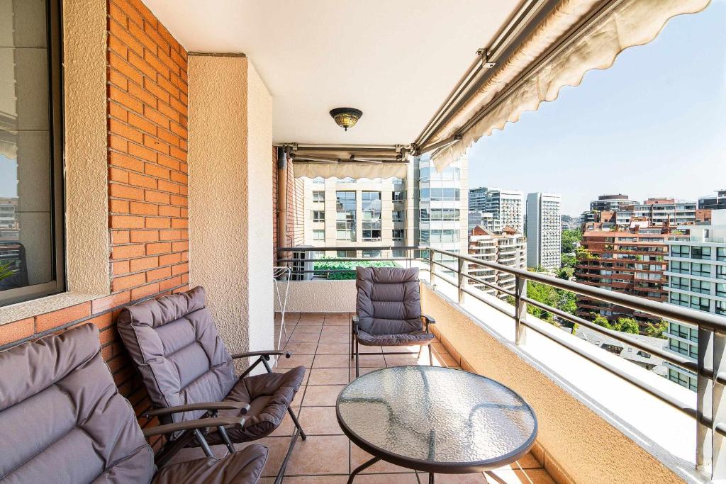 HOM DELUXE I Terraza I LasCondes I Metro Alcántara, Santiago (tarifs ...