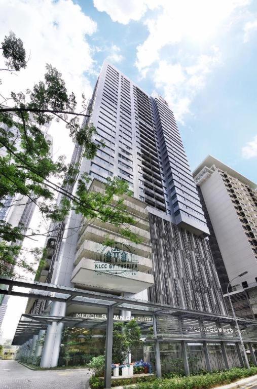 Mercu Summer Best Skyline Couple Suites KLCC, Куала-Лумпур (актуальные ...