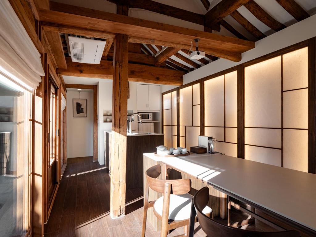 Luxury Hanok Whee, Seoul (updated prices 2026)