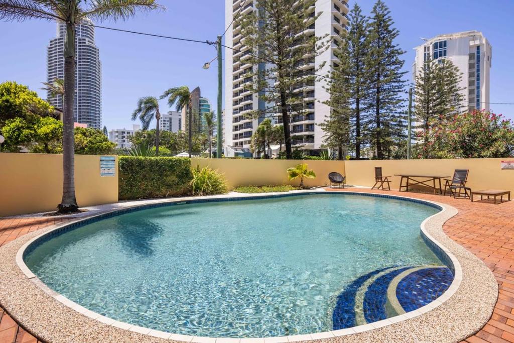 Coastal Courtyard Retreat in Surfers Paradise, 골드코스트 (2026년 최신 요금)