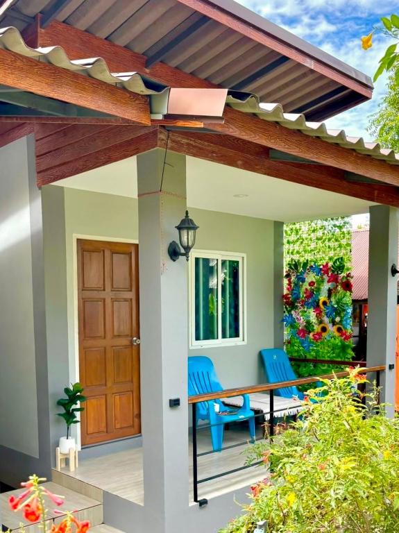 Freya Tiny House Koh phangan, Haad Rin Full Moon, Baan Tai (2026 güncel ...