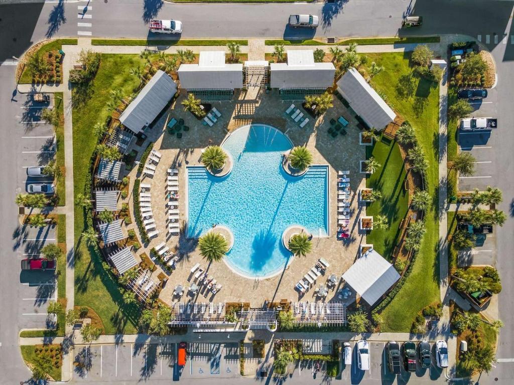 Rhema Beach Haus,2BR Luxury Retreat with Resort Pool, Inlet Beach ...