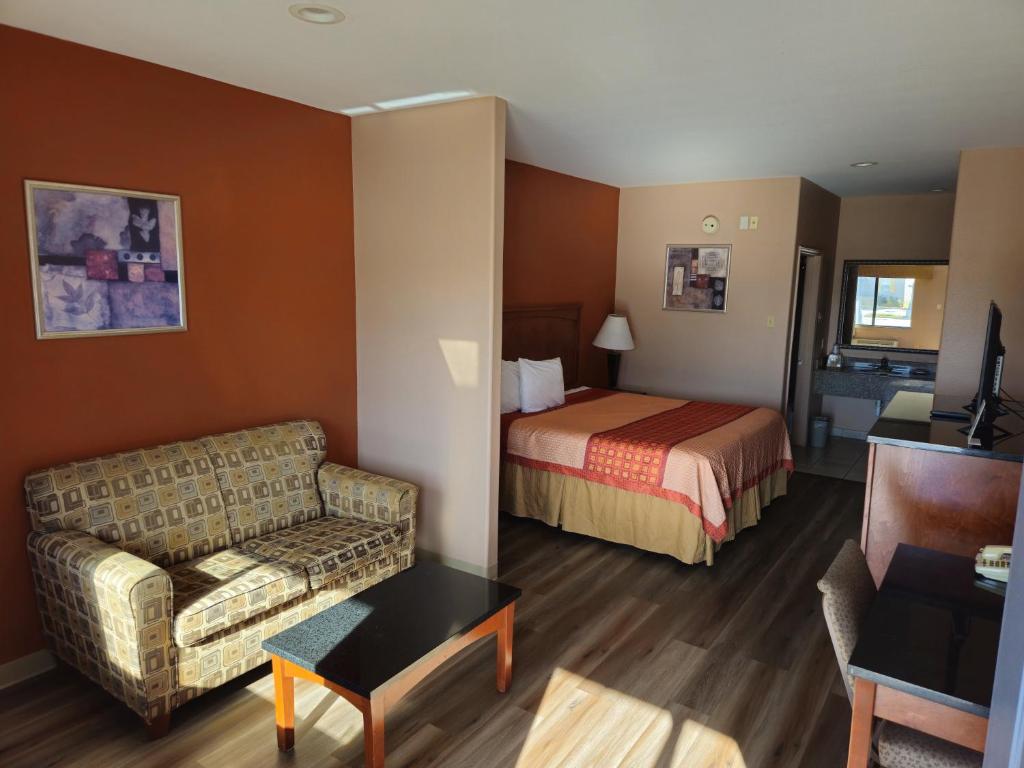 Budgetel Inn and Suites, Hearne (updated prices 2026)