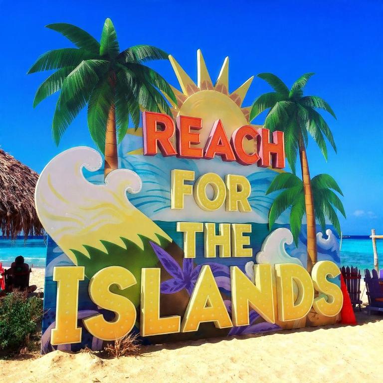 Reach For The Islands, Insula Porumbului (prețuri actualizate 2026)