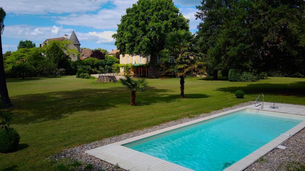 Manoir de Cénac XIXème siècle - avec piscine et grand parc, Cénac-et ...