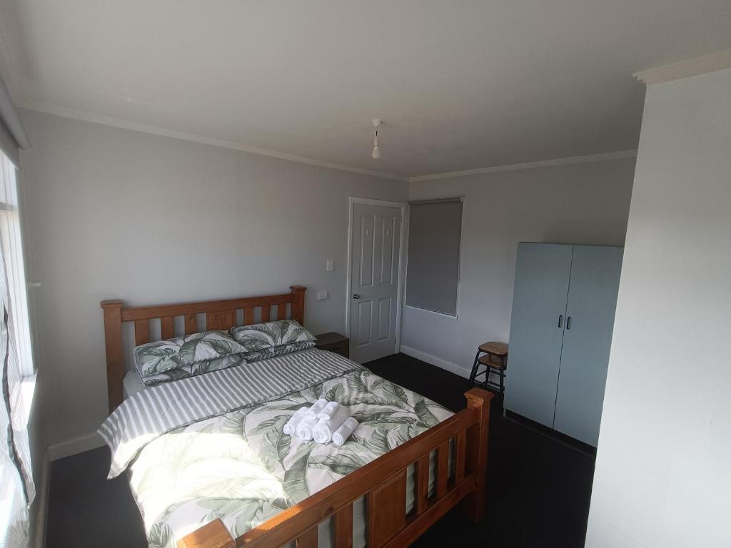 Kings Meadows Lovely Flat in Launceston, Kings Meadows (updated prices ...