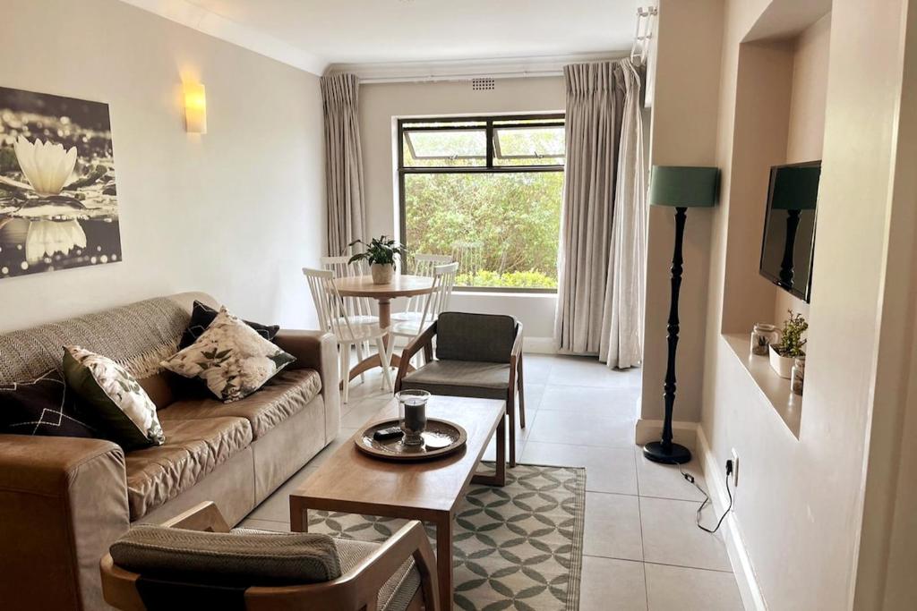 Cozy Valley View Getaway, Pool and Tennis, Plettenberg Bay (opdaterede ...