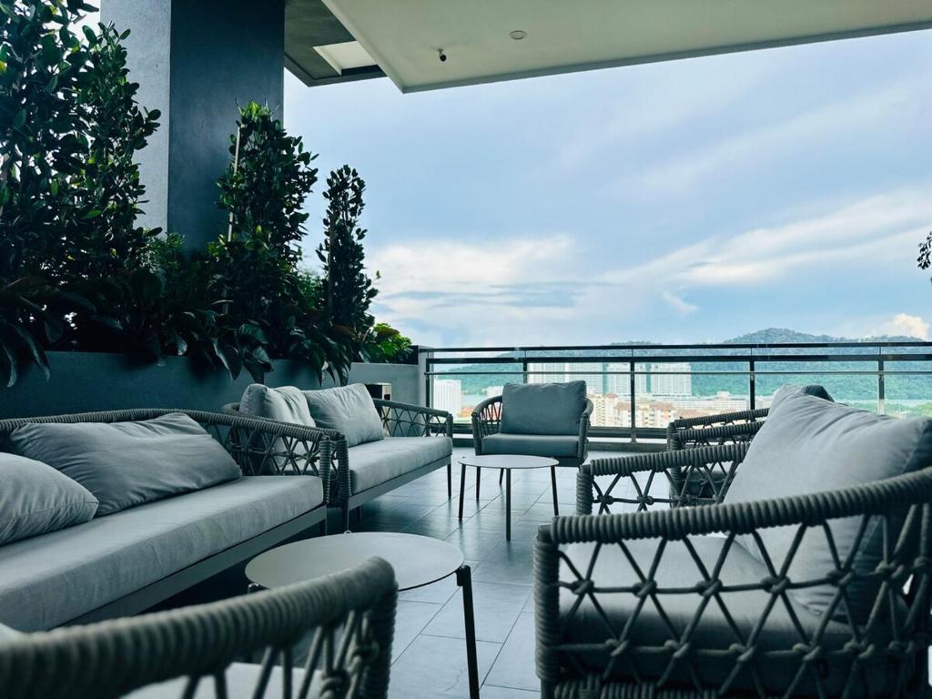 WOW! Sea & Penang Bridge View Infinity Pool 2BR, Bayan Lepas (tarifs ...