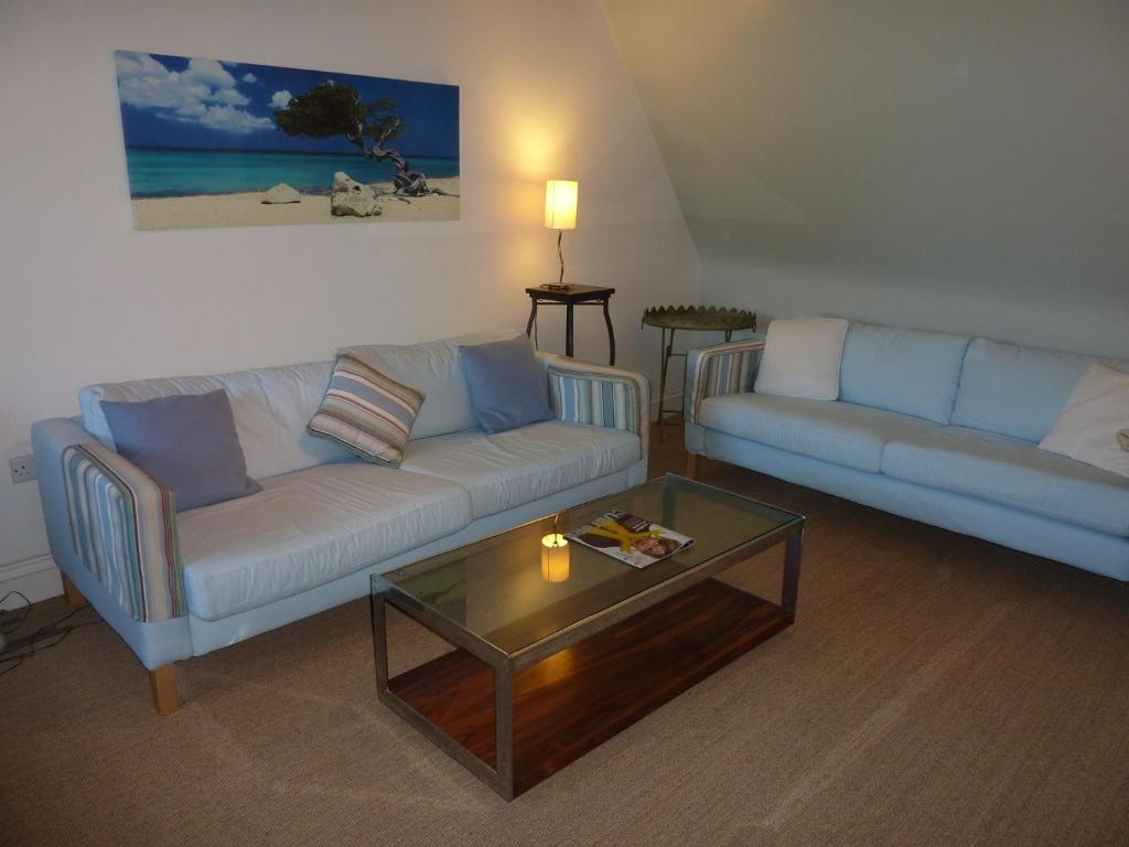 Higher Melcombe Manor, Ansty (updated prices 2025)