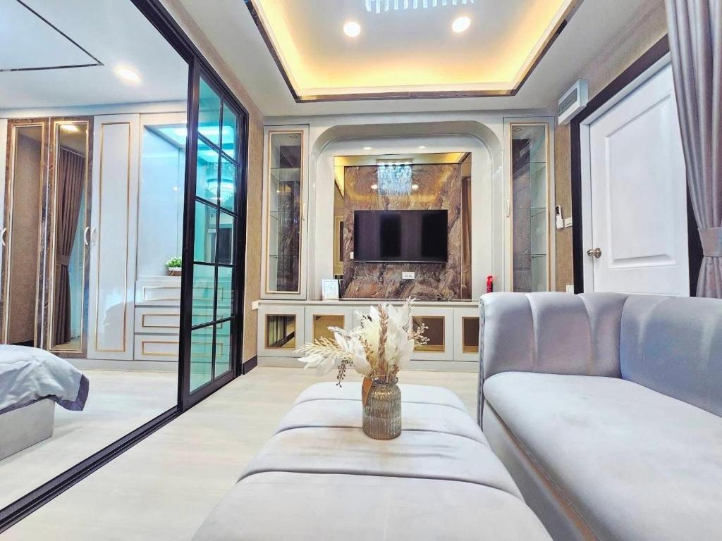 Mysterious House, Северная Паттайя (актуальные цены 2026 года)