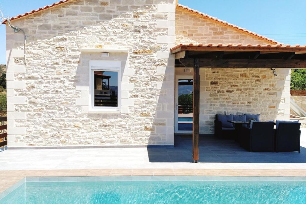 Villa Naiades Traditional Cretan Stone House with private Pool and ...