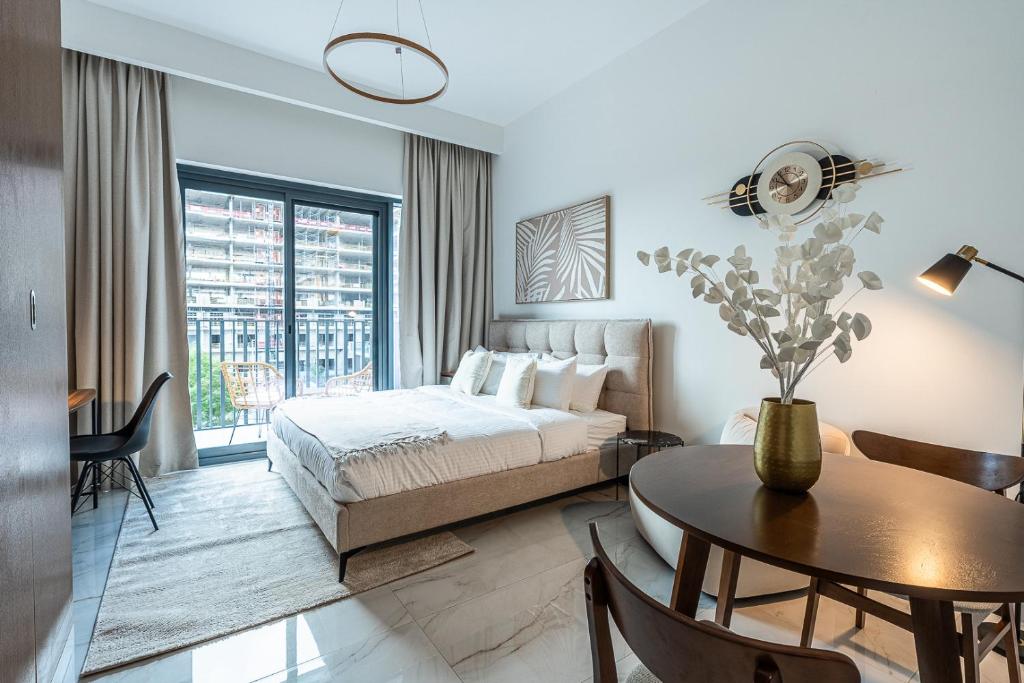 Exquisite studio apartment in Azizi Mirage（ドバイ）：（最新料金：2026年）