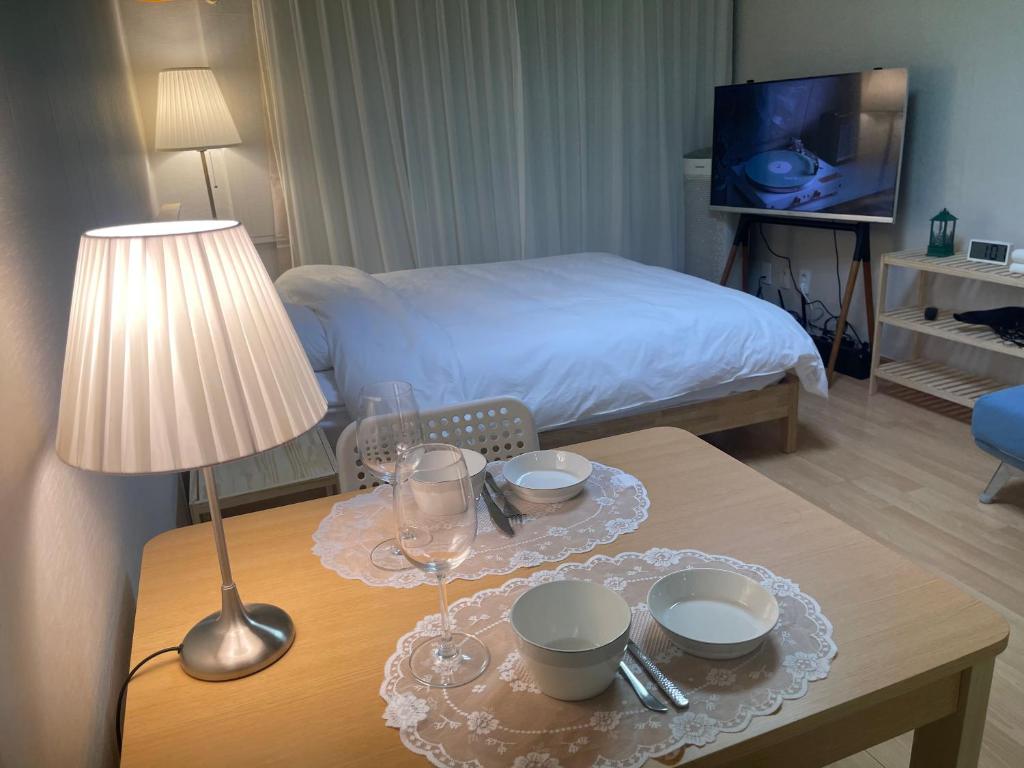 Modern and Cozy 5 minutes walk to Sindang Subway Station, 서울 (2026년 최신 요금)