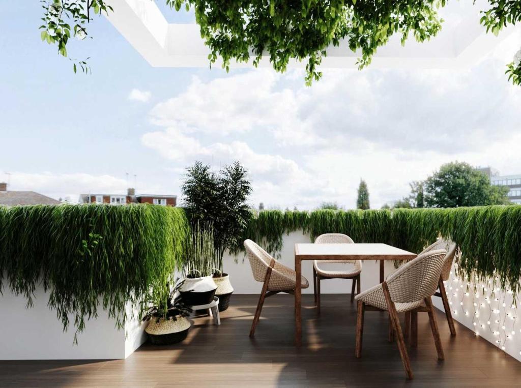 Penthouse 2BR Terrace - TLV Skyline - MAMAD D80, תל אביב (מחירים ...