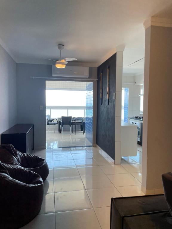 Pé na areia, churrasqueira e ar condicionado, Praia Grande (nove cijene ...