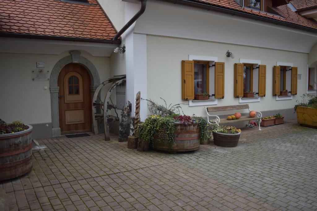 Apartment in farm house near Bled, Tržič (precios actualizados 2026)