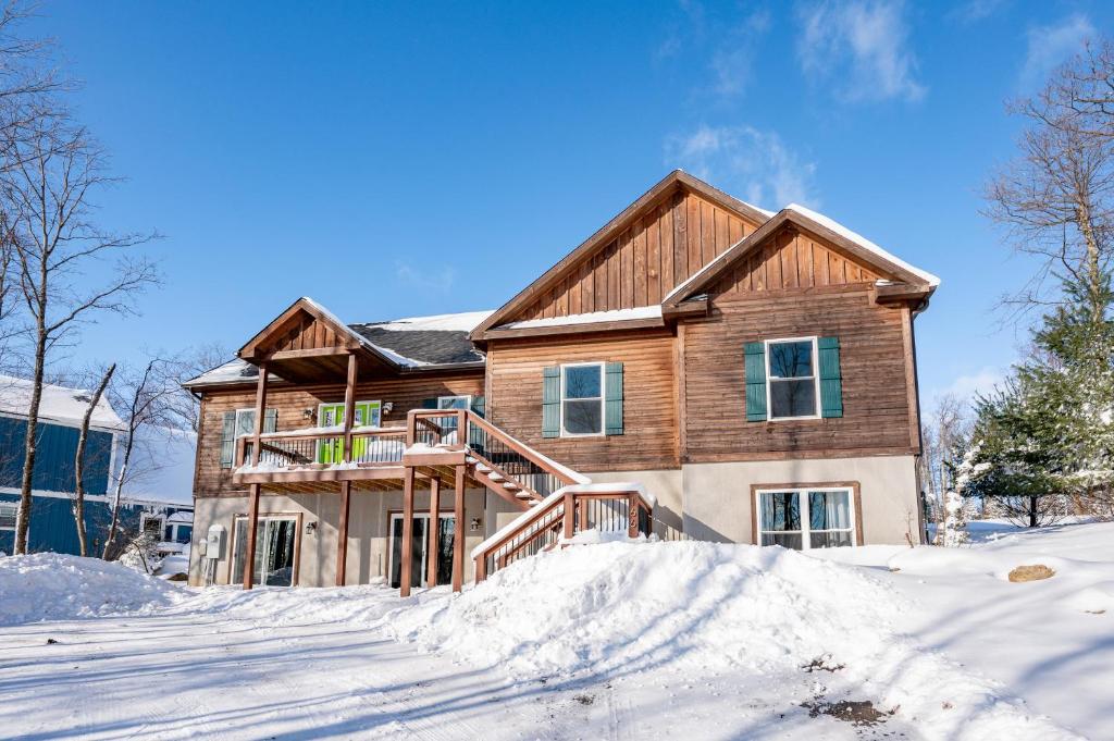 Rustic Retreat, McHenry (precios actualizados 2026)