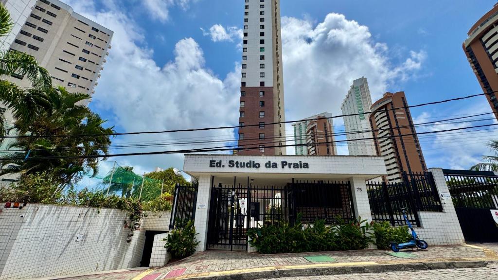 Edy Hospedagem 903, Vista mar, 2 suítes, Piscina & Conforto em Ponta ...