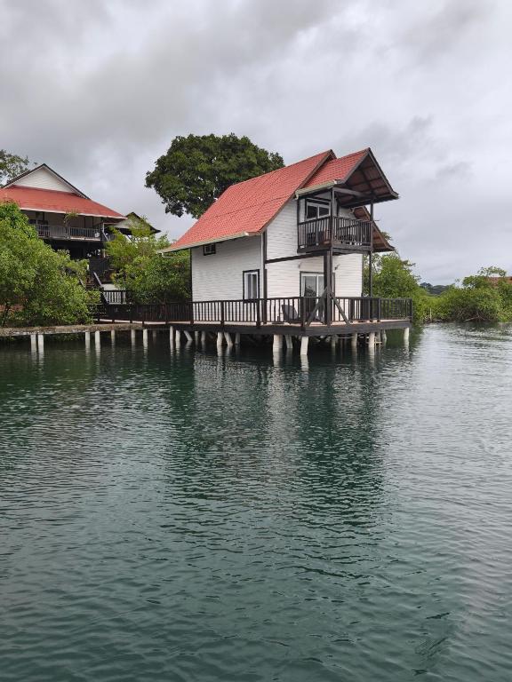 Six Pillars Resort, Bastimentos (prezzi aggiornati per il 2026)