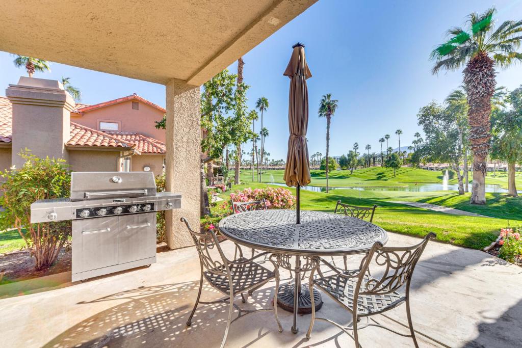 Golf Course View + Resort Perks: Palm Desert Gem!, Palm Desert (tarifs ...