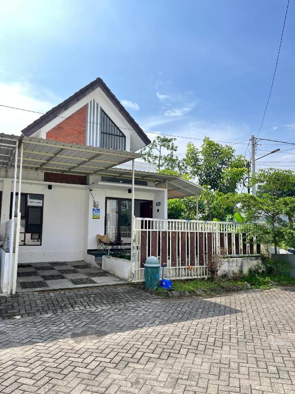 MP Villa New Ardmore A64 Malang, Malang (updated prices 2026)