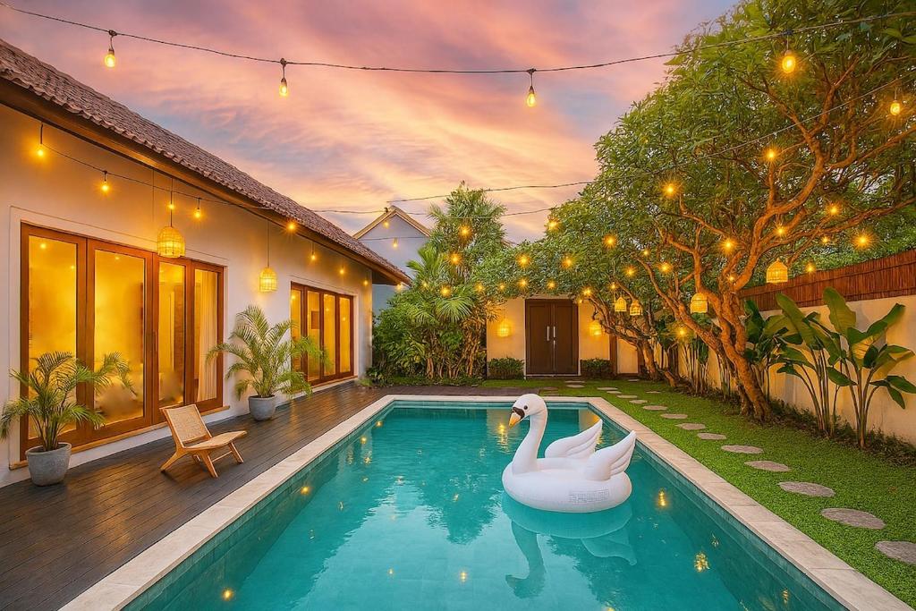 Bali Canggu, 3BR Paradise Villa 5min ride to Finns Beach Club, Canggu ...