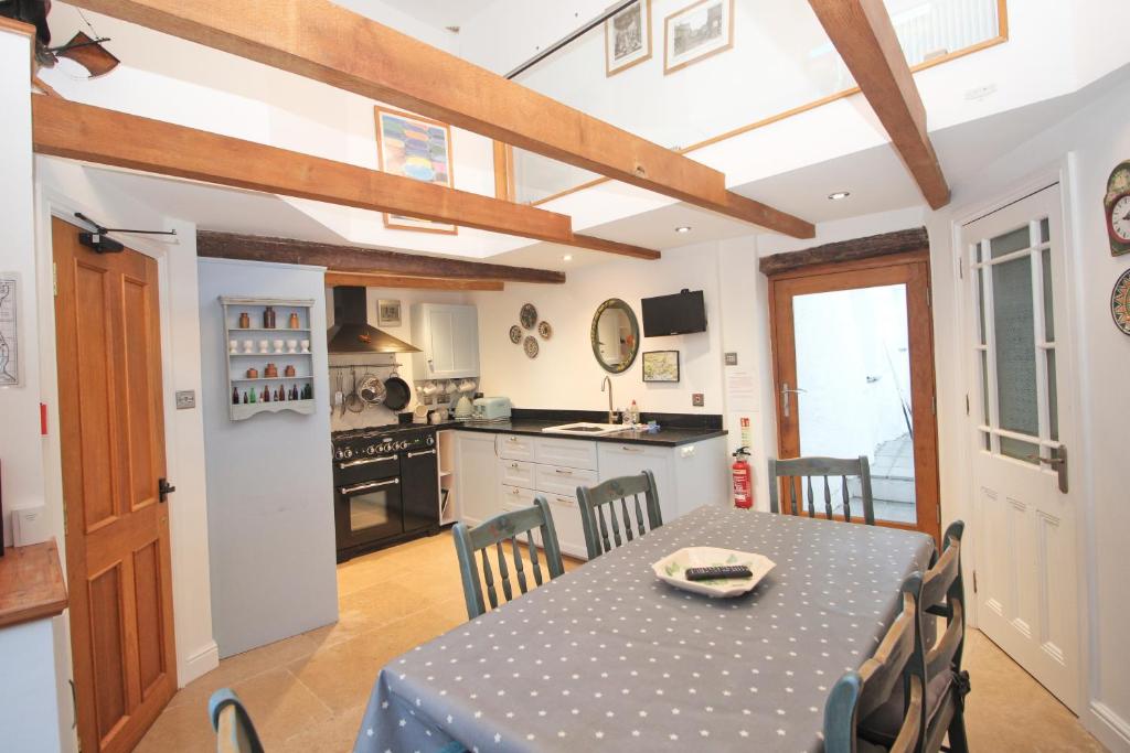 Unique town house with games room, Padstow (updated prices 2026)